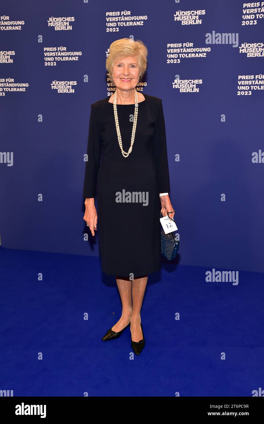 Preis für Verständigung und Toleranz 2023 Friede Springer Ankunft ...