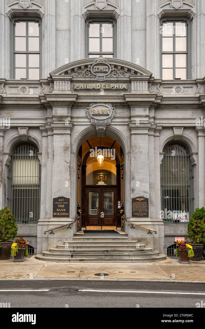 Regions bank building hi-res stock photography and images - Alamy