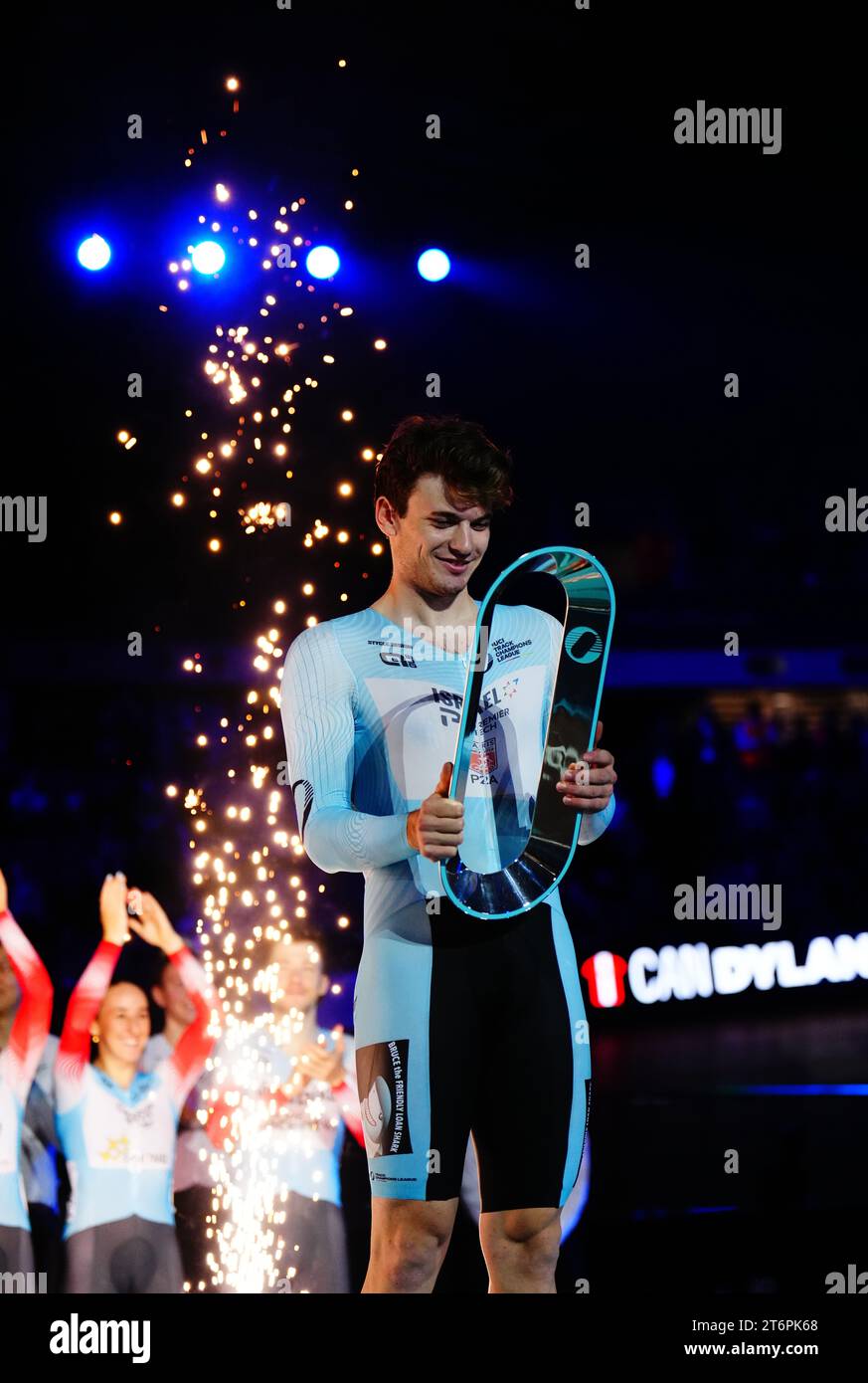 Canada's Dylan Bibic celebrates with the trophy after winning the Men's ...