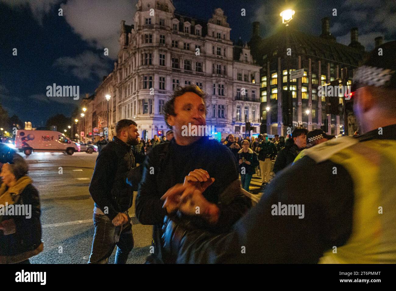 London, UK. 11th Nov 2023. Fighting between EDL/Far Right continued ...