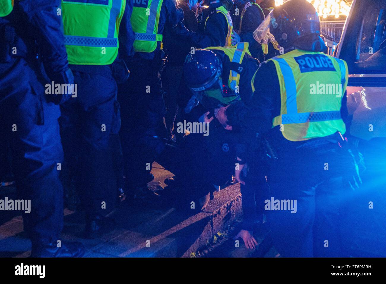 London, UK. 11th Nov 2023. Fighting between EDL/Far Right continued ...