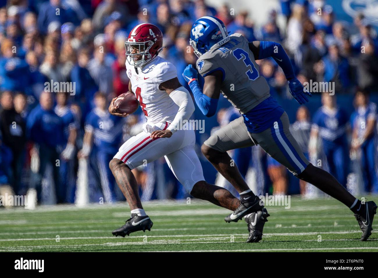 Alabama quarterback Jalen Milroe (4) runs under pressure from Kentucky ...