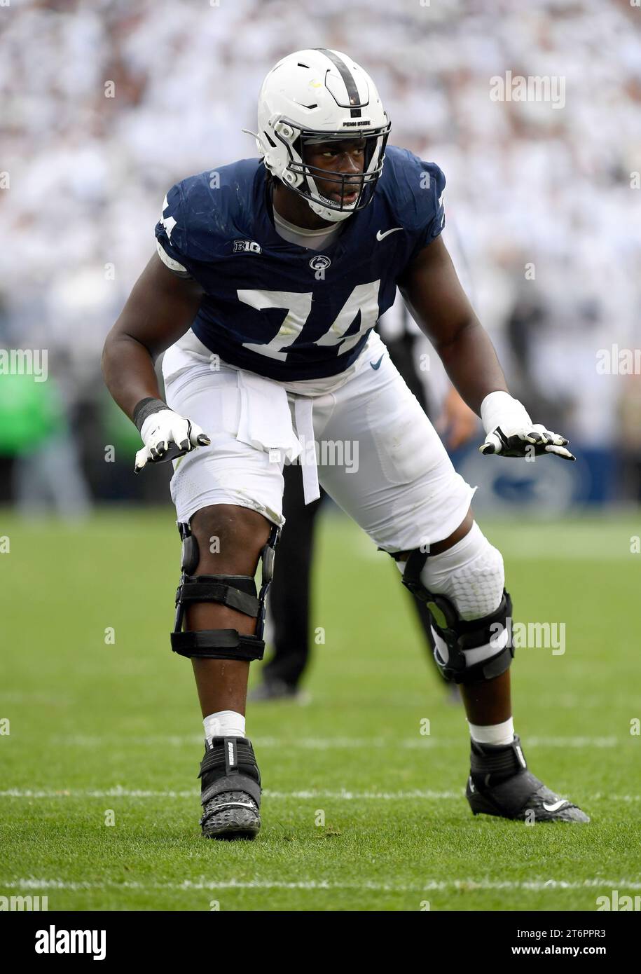 UNIVERSITY PARK, PA - NOVEMBER 11: Penn State tackle Olumuyiwa Olu ...