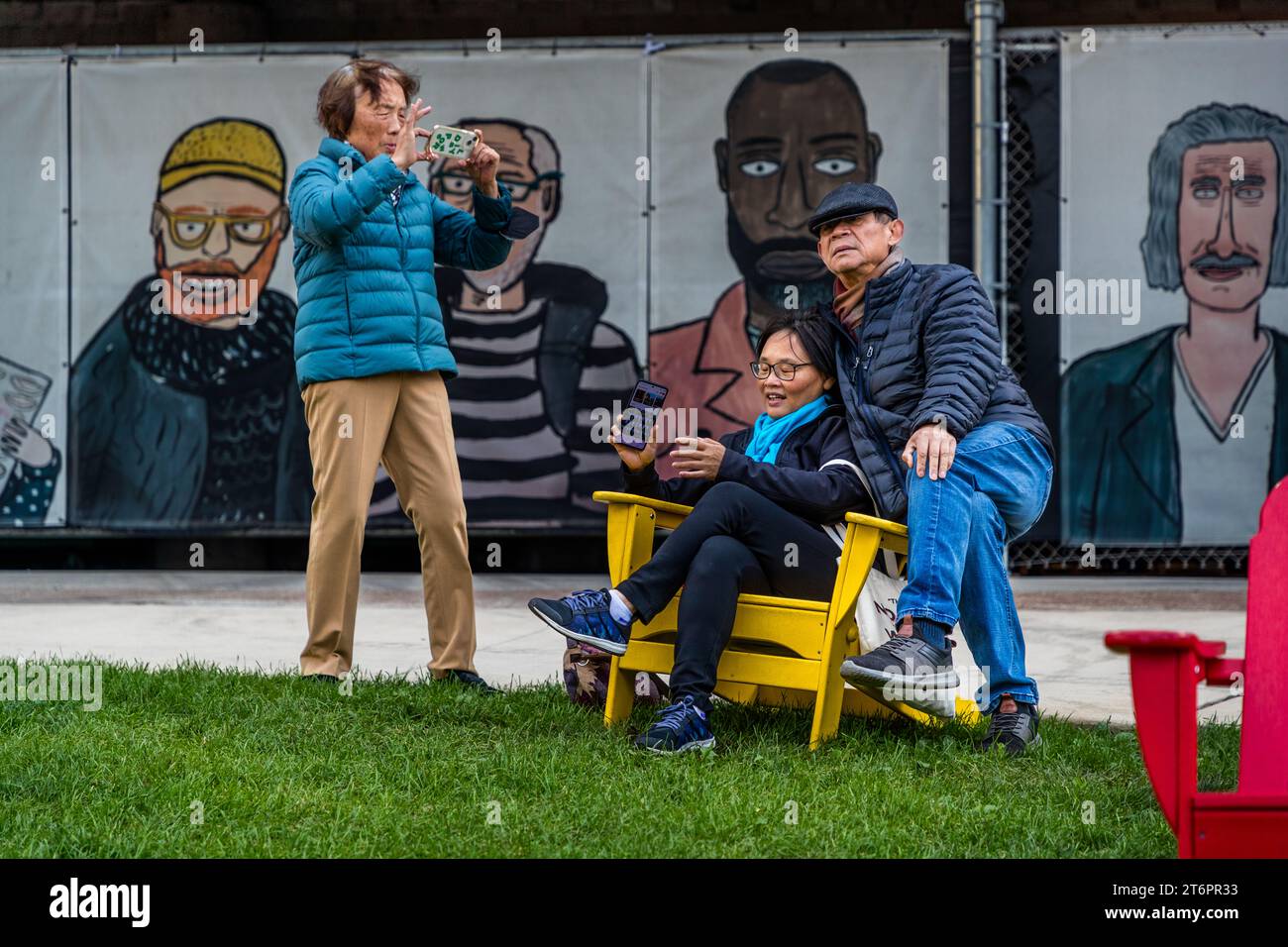 Street art by street artist Dont Fret has been on display at 333 West ...