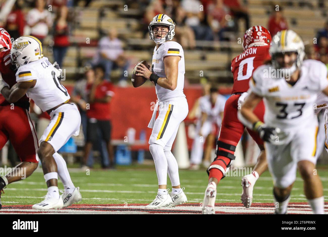 November 9, 2023: Southern Miss QB Billy Wiles (8) scans the field for ...