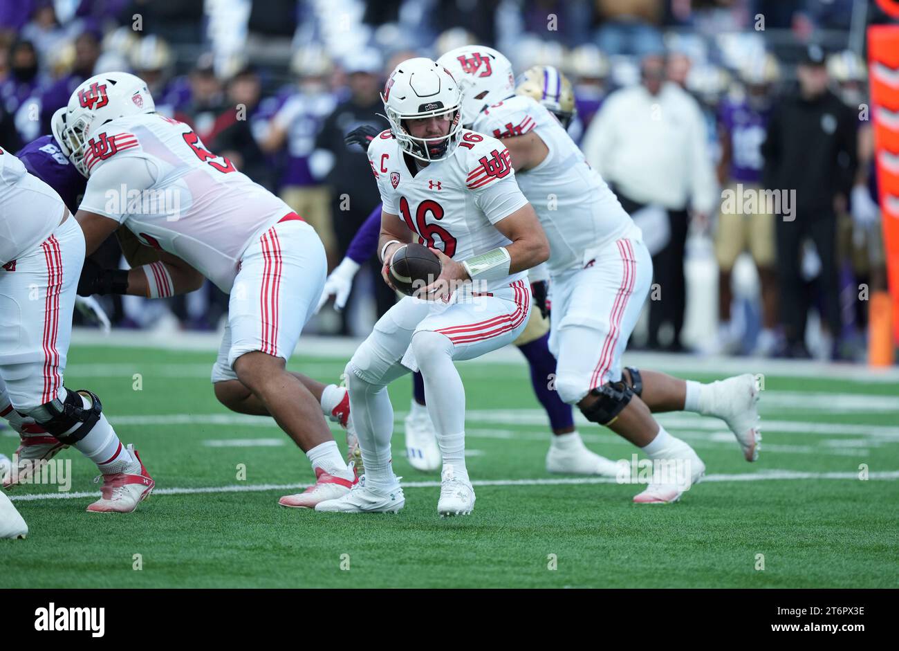 SEATTLE, WA - NOVEMBER 11: Utah Utes quarterback Bryson Barnes (16 ...