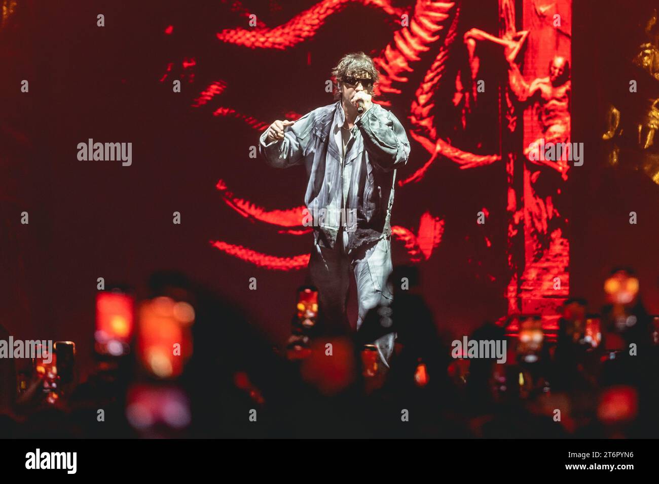 the Genoese rapper Tedua, real name Mario Molinaro, stops in his city ...