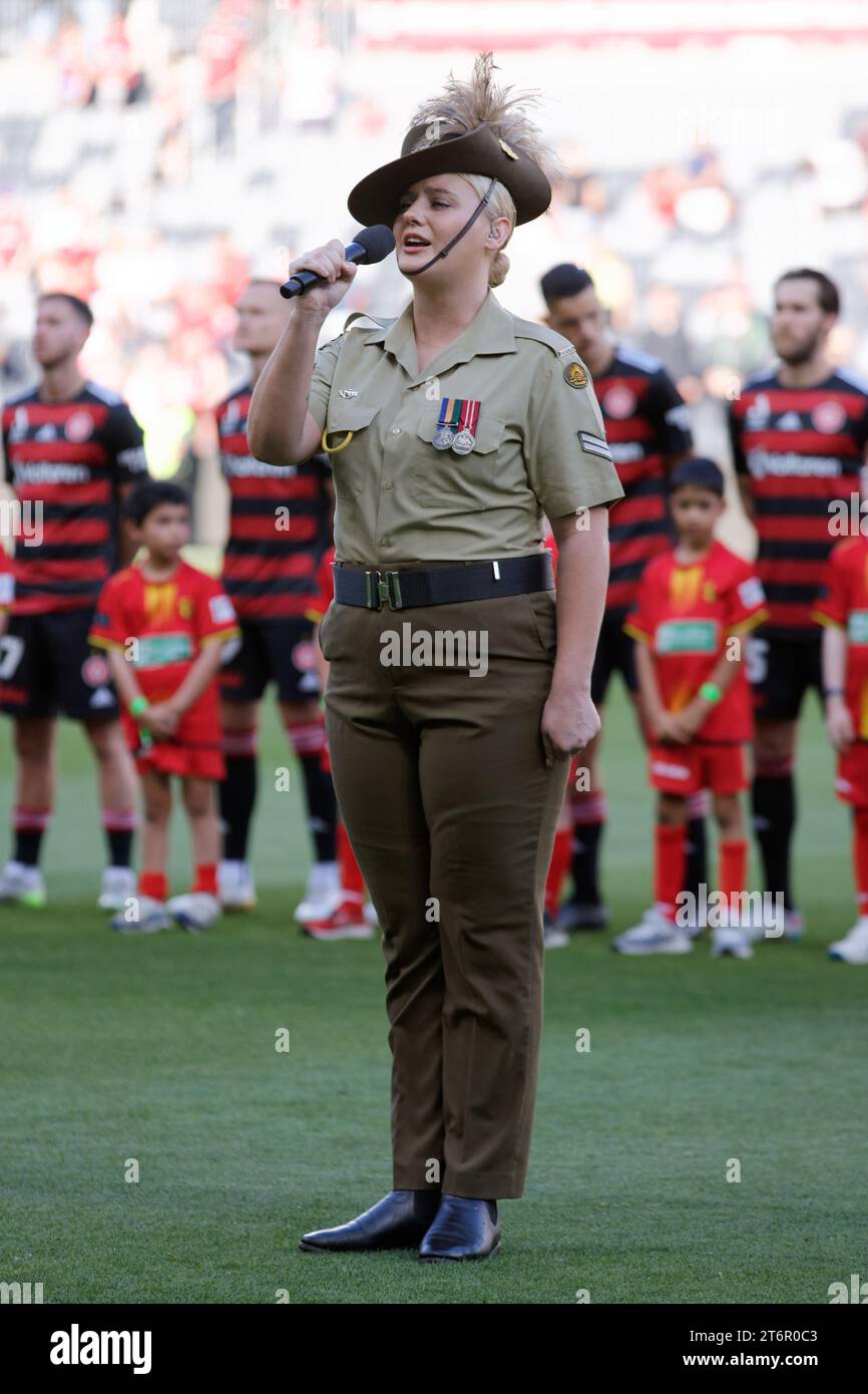 Australian Army soldier sings the National Anthem before the A-League ...