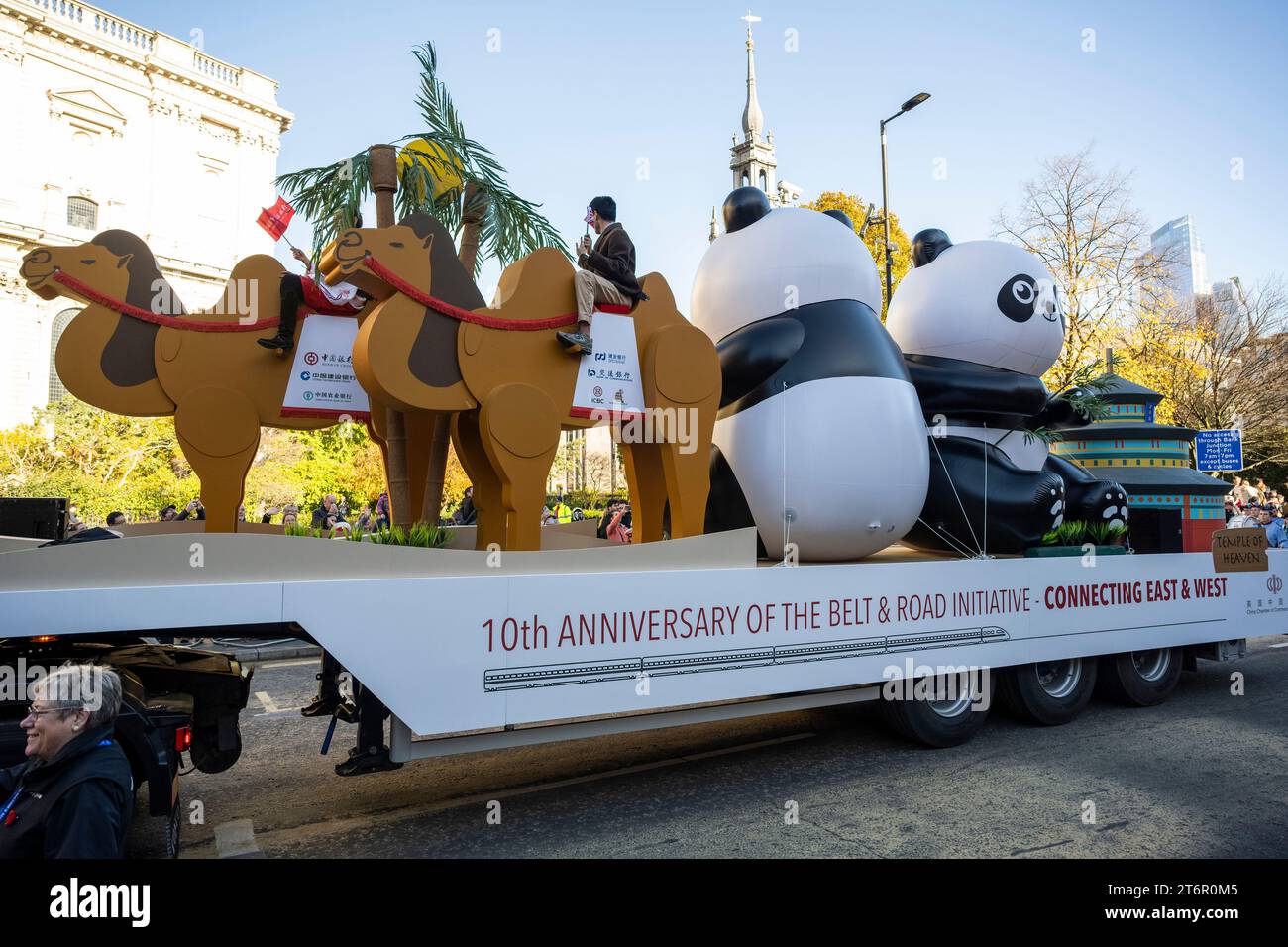 Lord mayors show float hi-res stock photography and images - Alamy