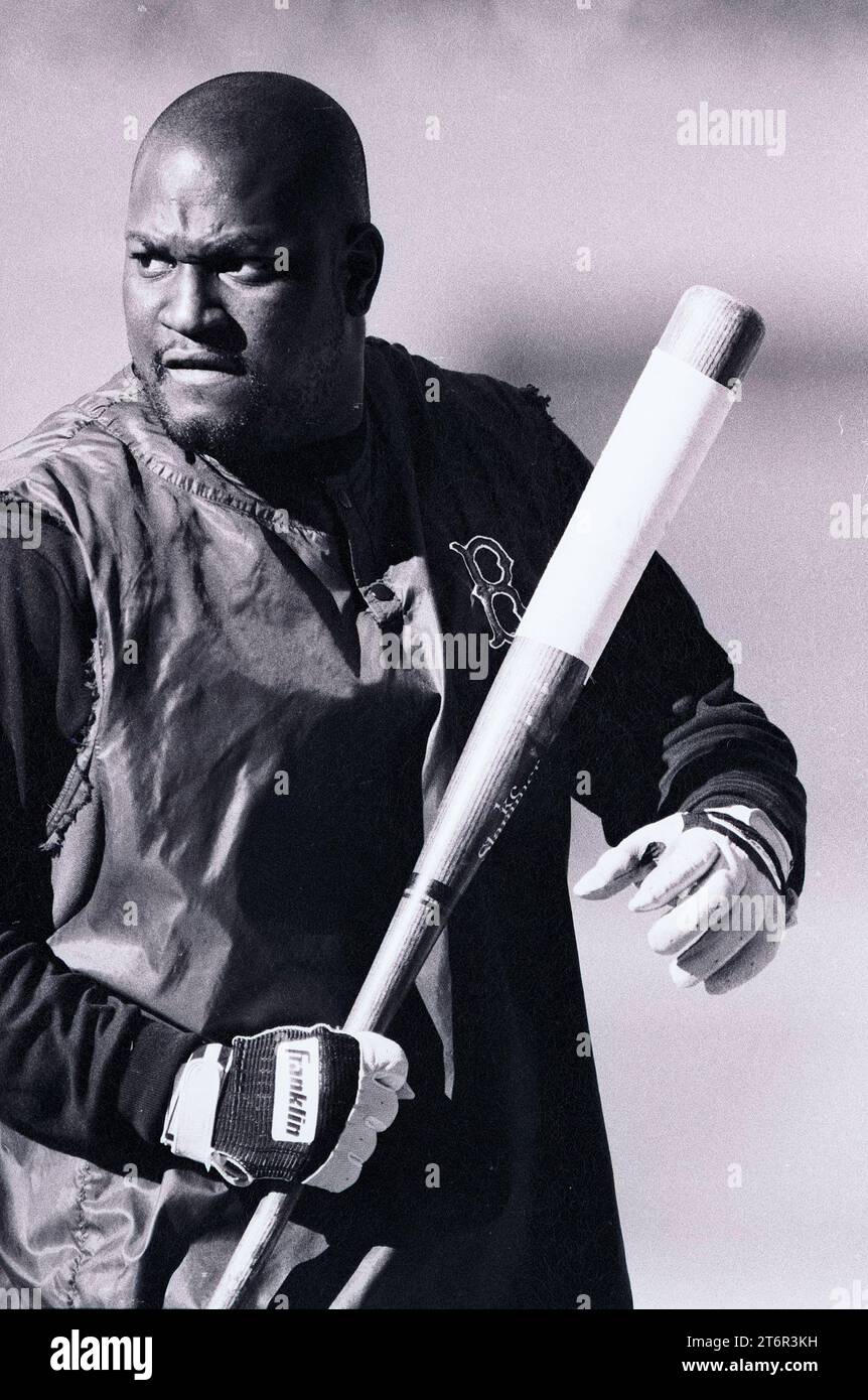 First baseman hi-res stock photography and images - Alamy