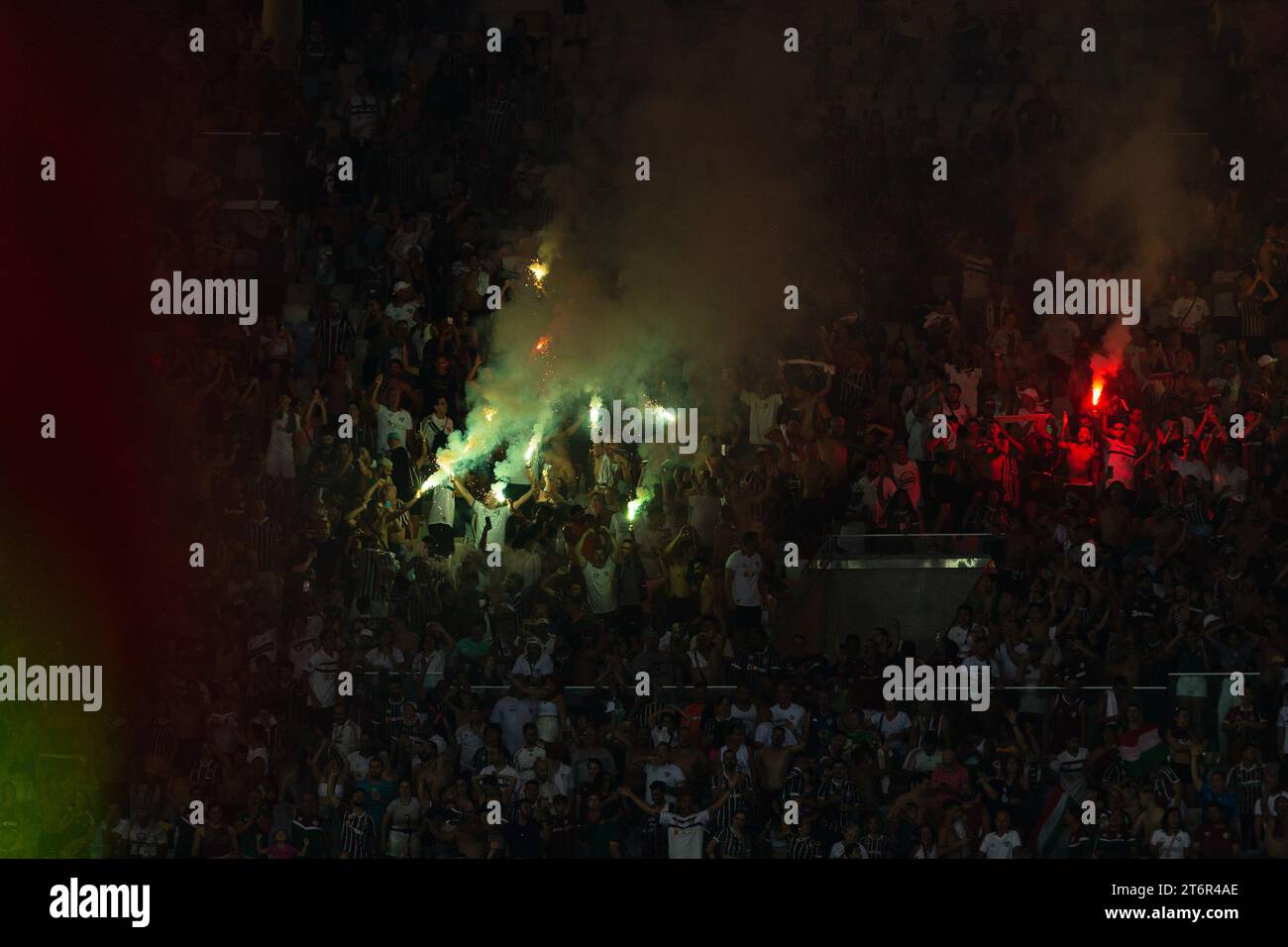 FANS of Fluminense celebrates during the match between Flamengo and ...