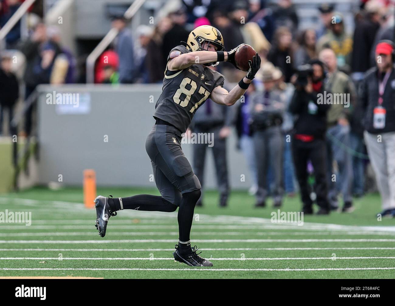 November 11, 2023: Army Black Knights wide receiver Casey Reynolds (87 ...