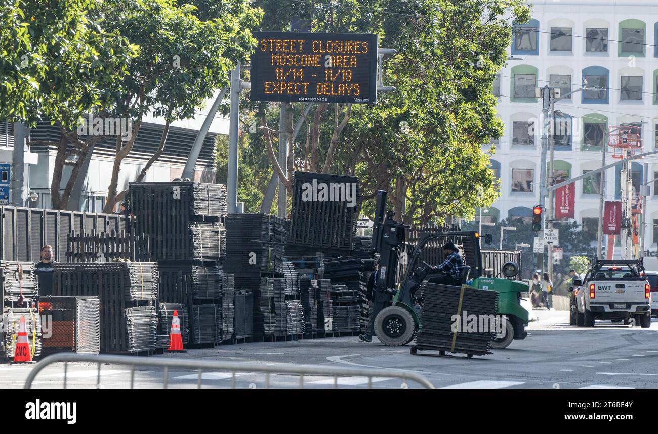 Security zone hi-res stock photography and images - Alamy