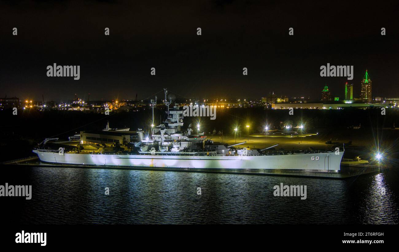 Uss alabama submarine hi-res stock photography and images - Alamy