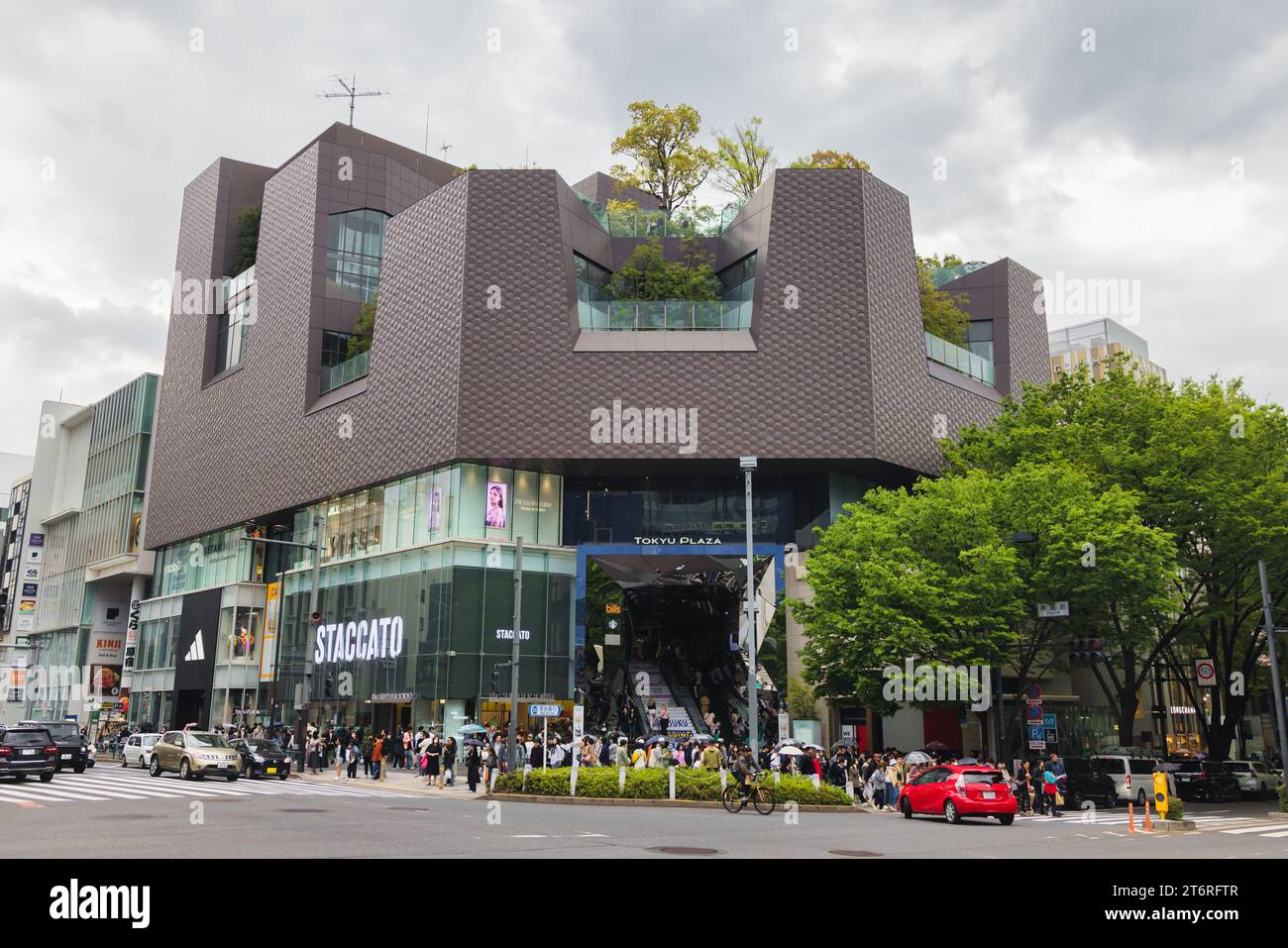 Tokyu plaza building hi-res stock photography and images - Alamy
