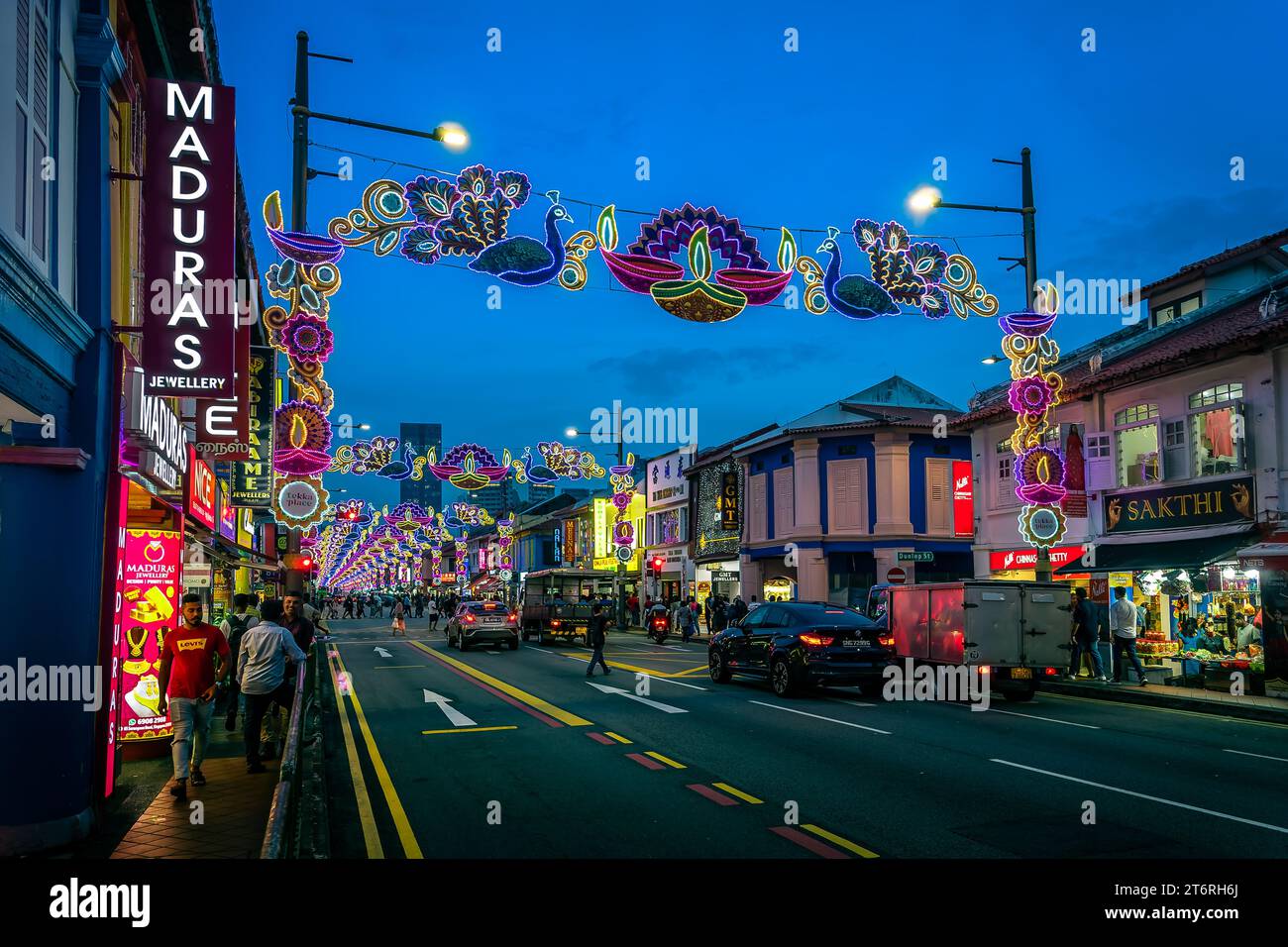 The annual Hindu celebration of the triumph of light over darkness Fun ...