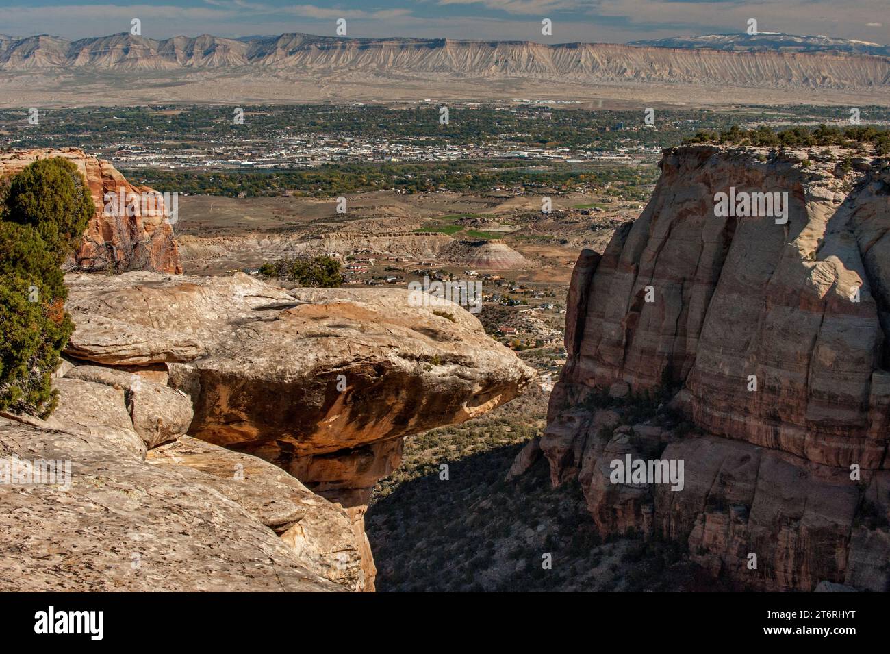 The Cold Shivers viewpoint in the Colorado National Monument. The city ...
