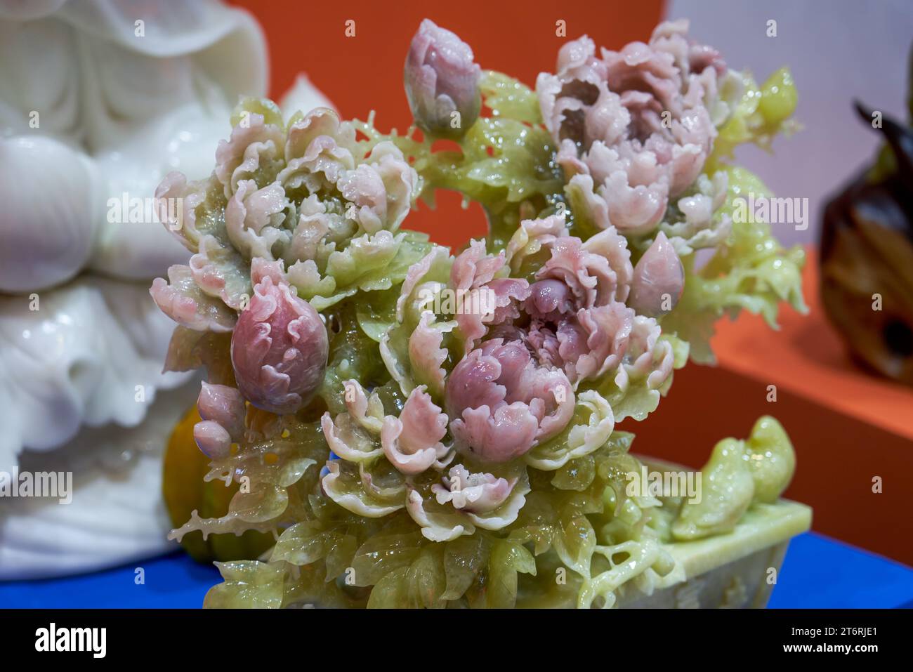 Chinese traditional cabbage jade carving Stock Photo - Alamy