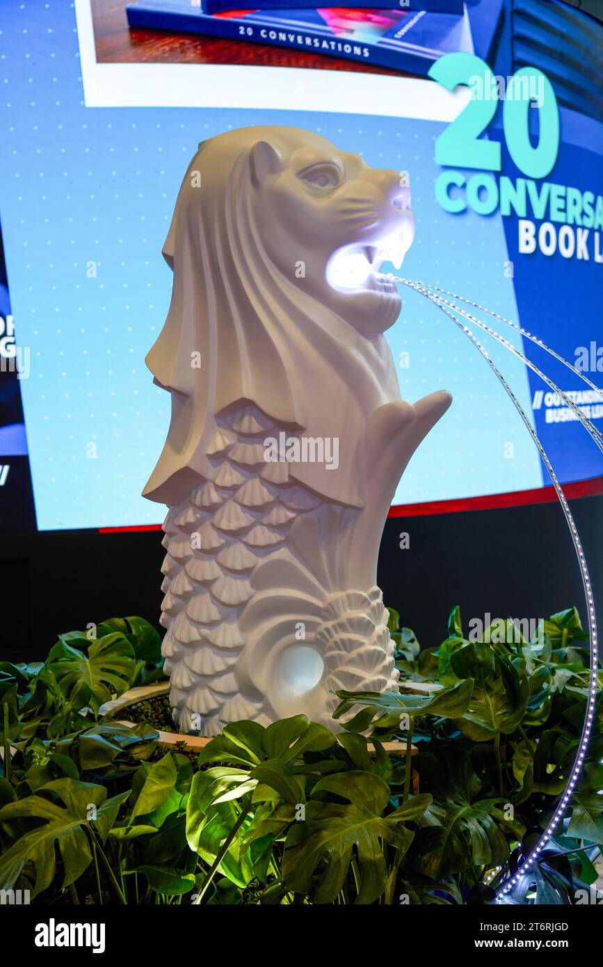 Small model of Singapore's iconic Merlion Stock Photo - Alamy