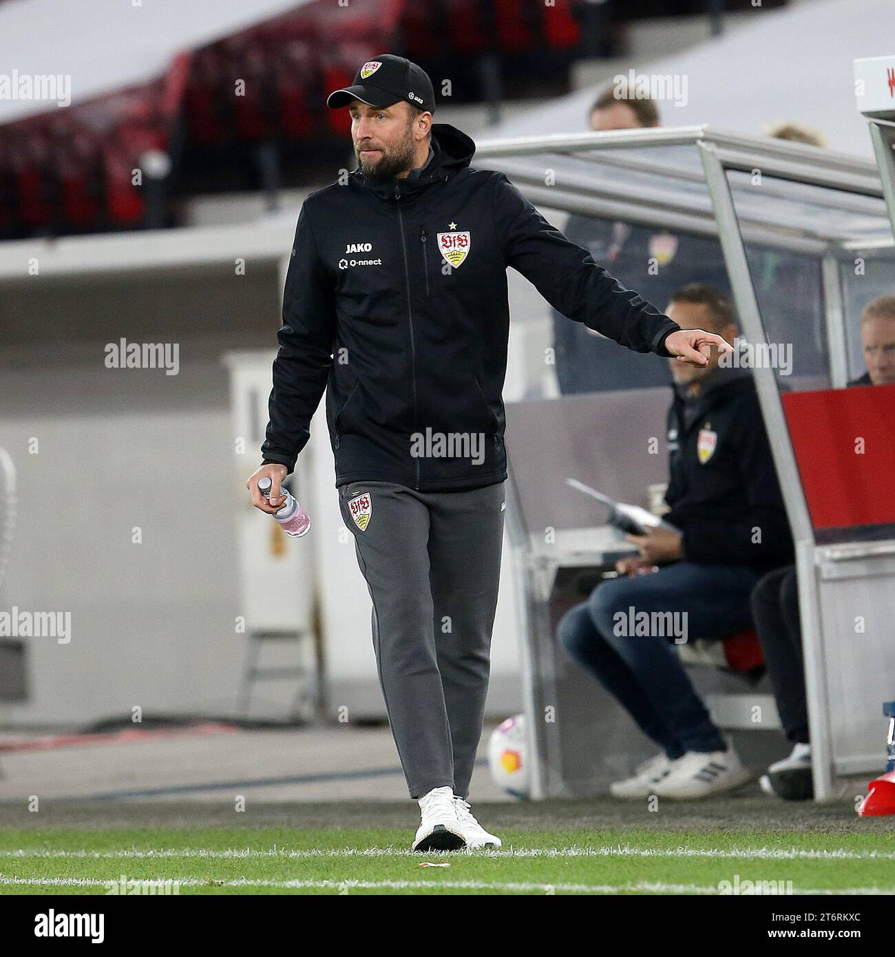 (231112) -- STUTTGART, Nov. 12, 2023 (Xinhua) -- Sebastian Hoeness ...