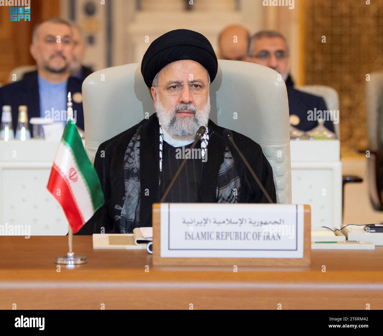 (231112) -- RIYADH, Nov. 12, 2023 (Xinhua) -- Iranian President Ebrahim ...