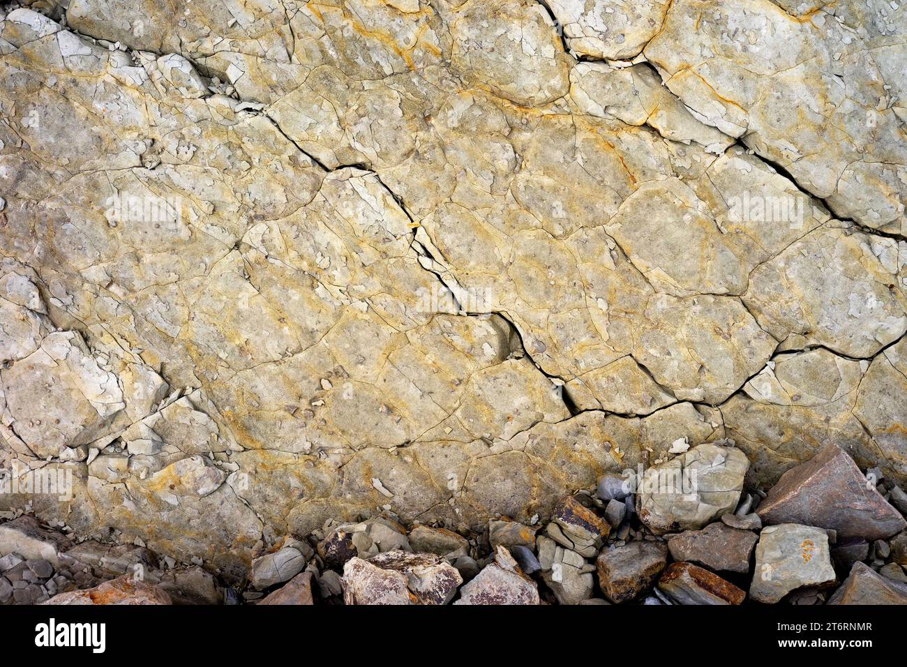 Close formation of a cracked layers of rocks with small details Stock ...