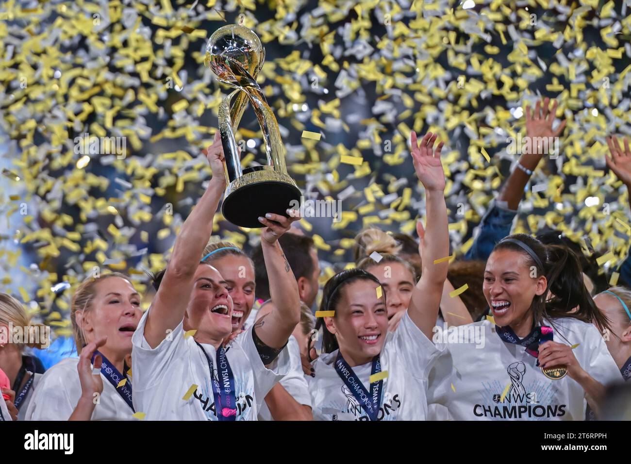 November 11, 2023: Gotham FC defender Ali Krieger (11) raises the ...