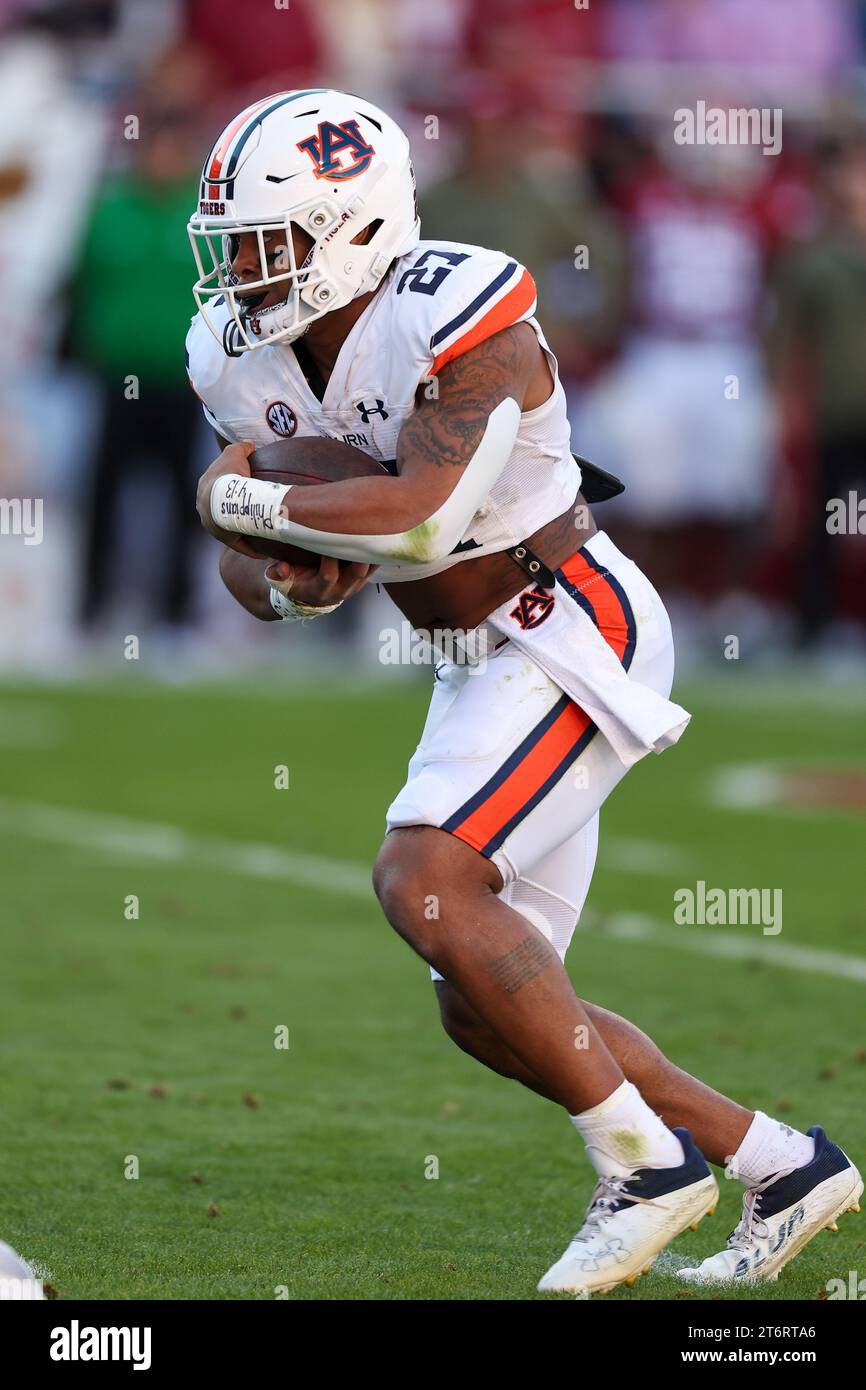 November 11, 2023: Jarquez Hunter #27 Auburn running back looks for an ...