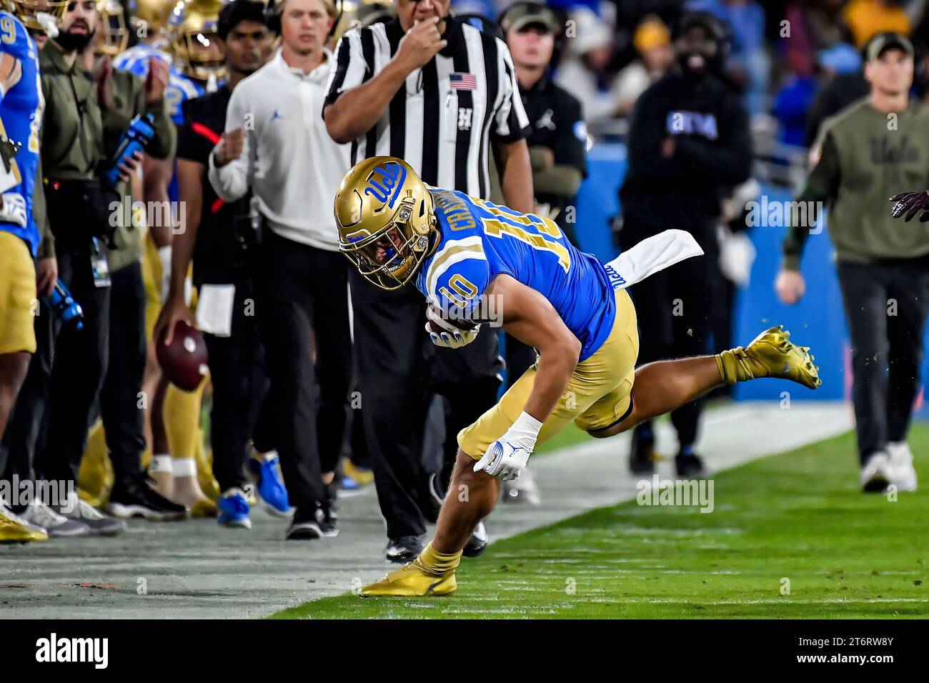 November 11, 2023 Pasadena, CA.UCLA Bruins wide receiver Ryan Cragun ...