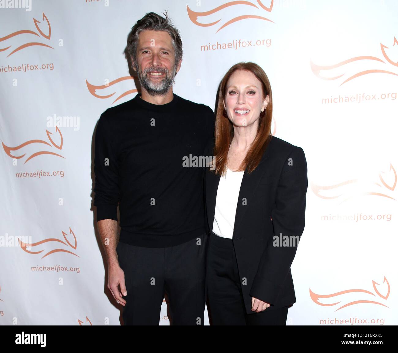 Bart Freundlich and Julianne Moore attending the Michael J. Fox ...