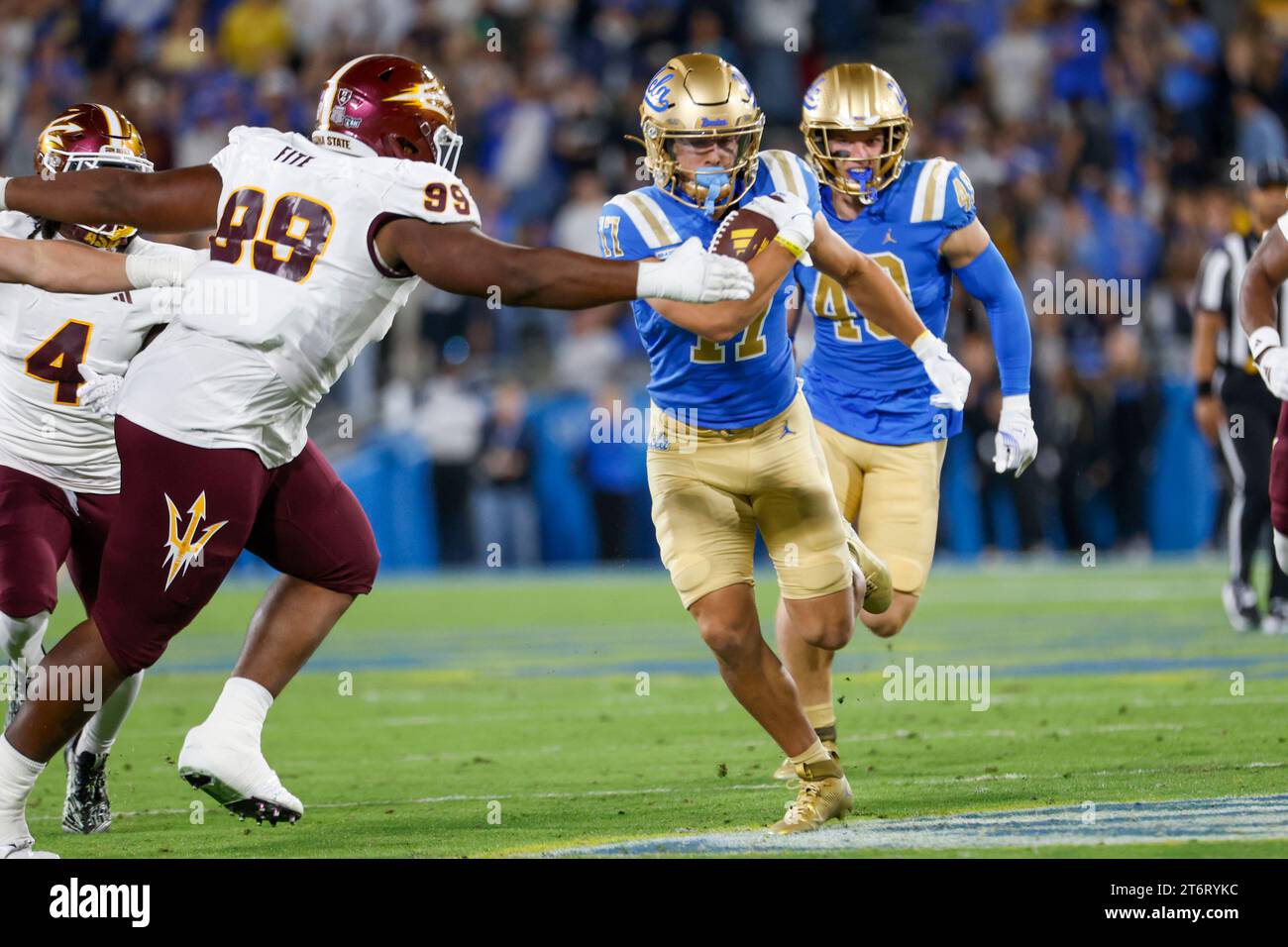 Fite fighting hi-res stock photography and images - Alamy