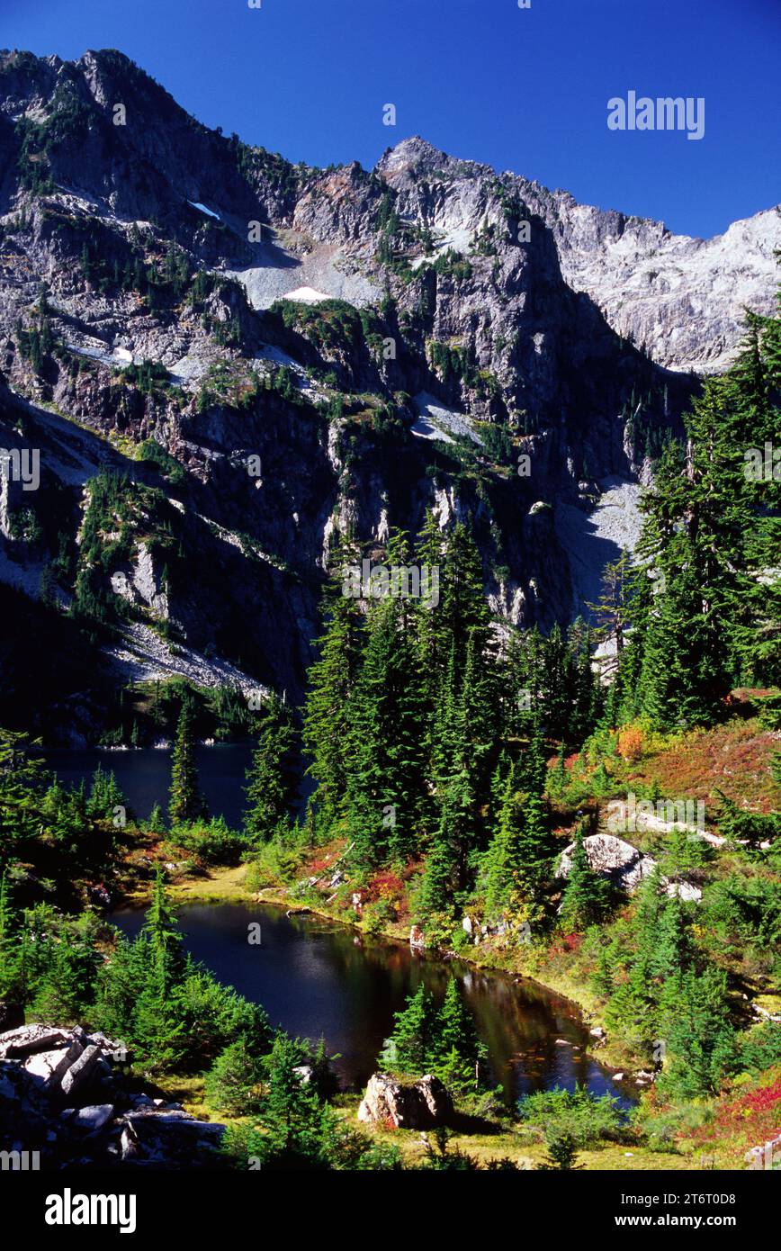 Snow Lake, Alpine Lakes Wilderness, Mt Baker-Snoqualmie National Forest ...