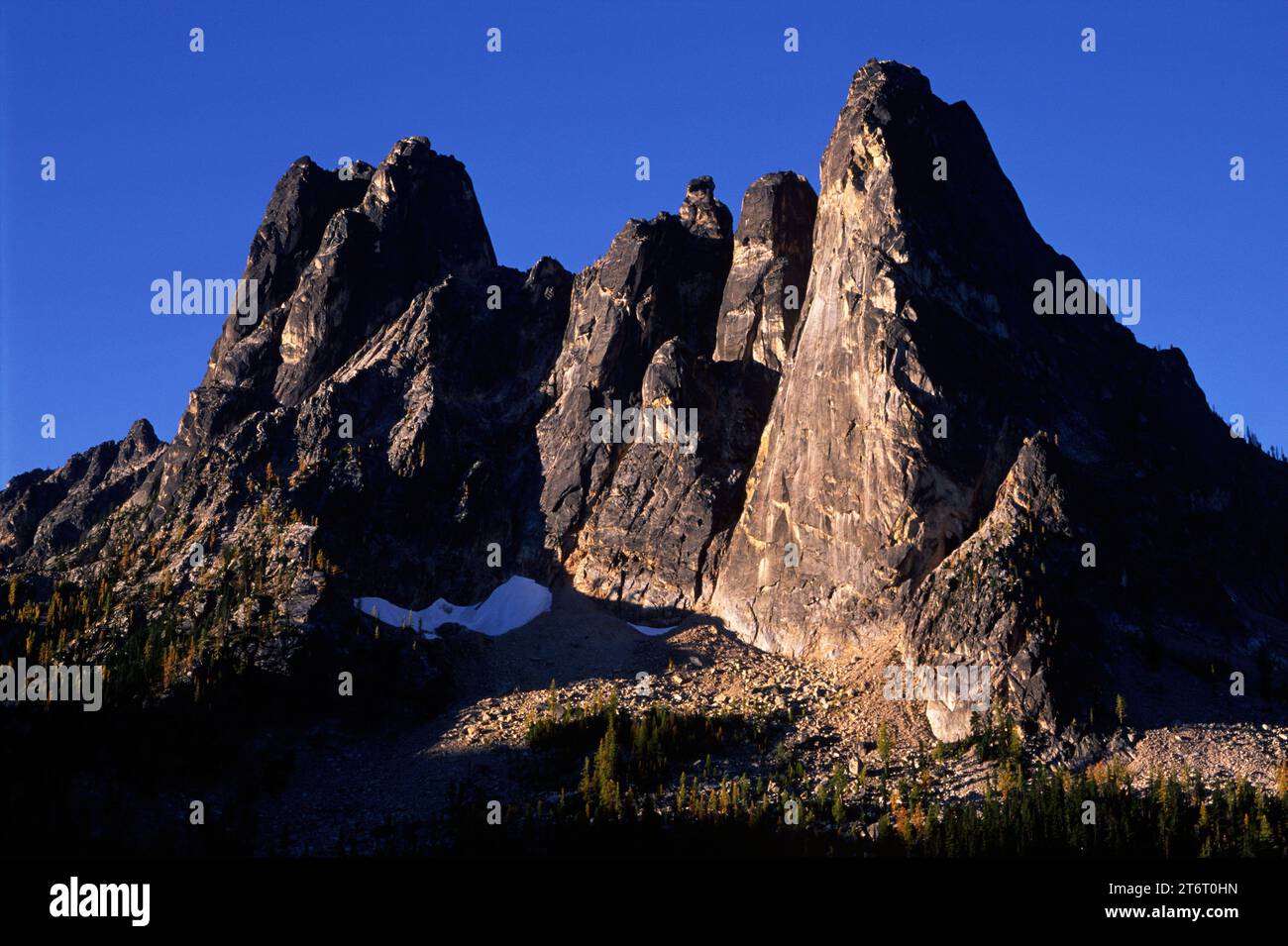 Liberty Bell Mountain from Washington Pass Overlook, Okanogan National ...