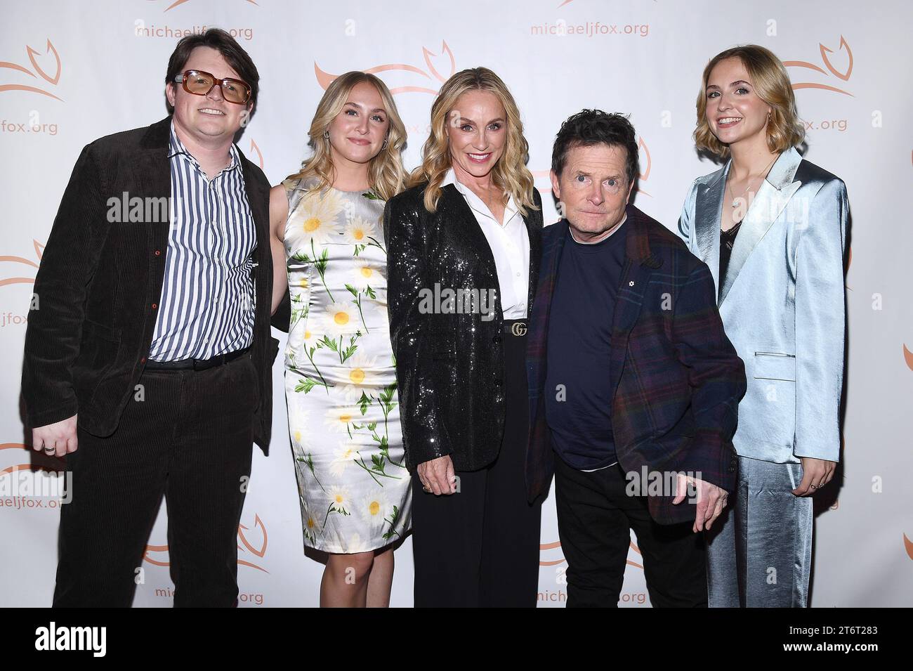 (L-R) Sam Fox, Aquinnah Fox, Tracy Pollan, Michael J. Fox and Schuyler ...