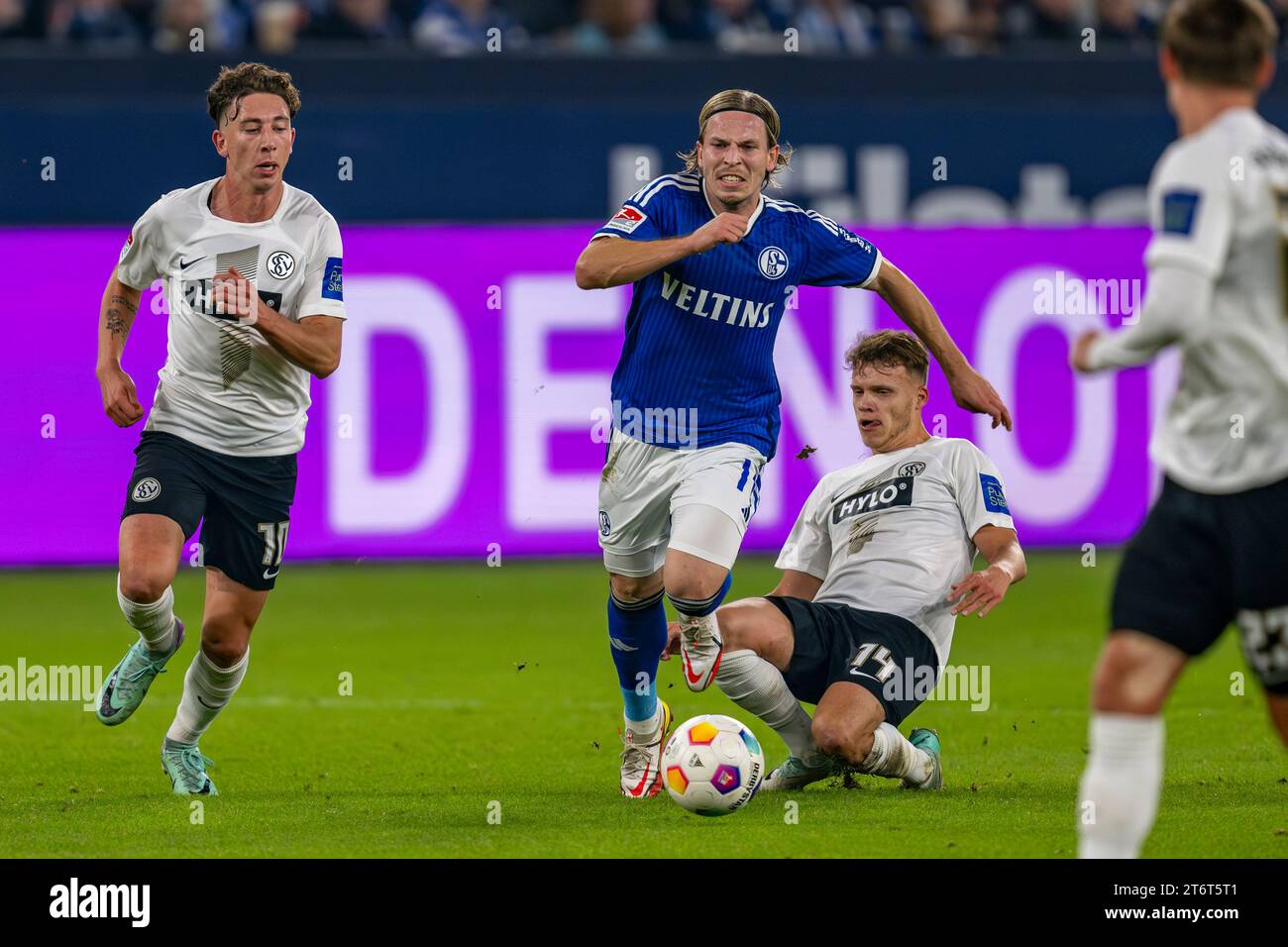 10 November 2023, North Rhine-Westphalia, Gelsenkirchen: Soccer ...