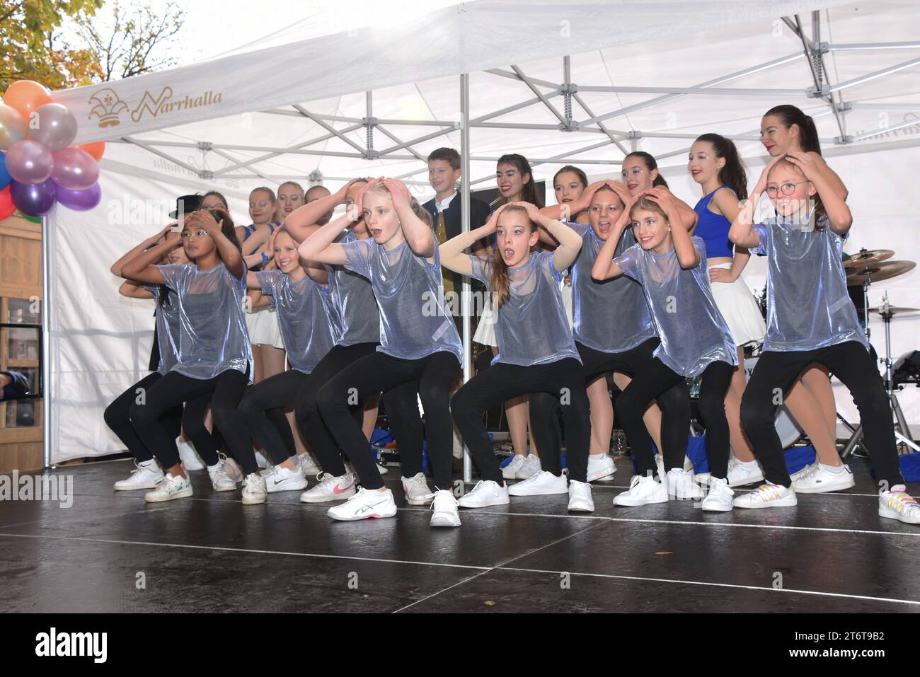 Jugend Garde Tanz Muenchen 11.11.2023 Viktualienmarkt Narrhalla ...