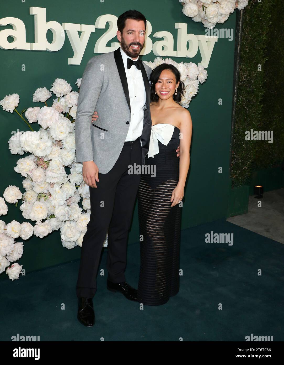 Drew Scott, Linda Phan arrives at The 2023 Baby2Baby Gala held at The ...