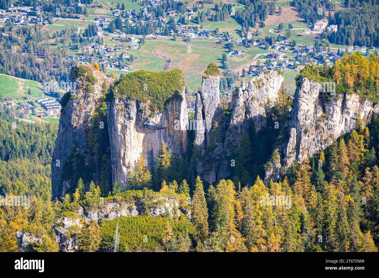 Tall limestone rocks hi-res stock photography and images - Alamy