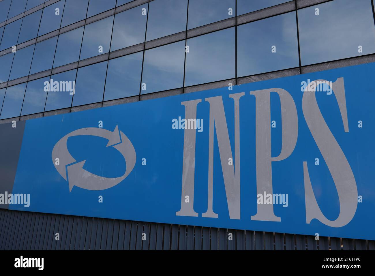 Security institute hi-res stock photography and images - Alamy