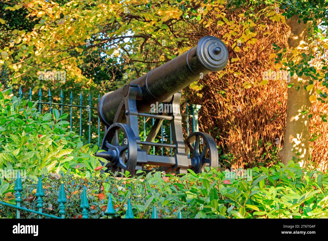The sebastopol cannon hi-res stock photography and images - Alamy