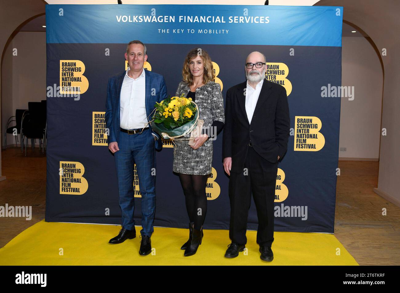 Vorstand volkswagen financial services hi-res stock photography and ...