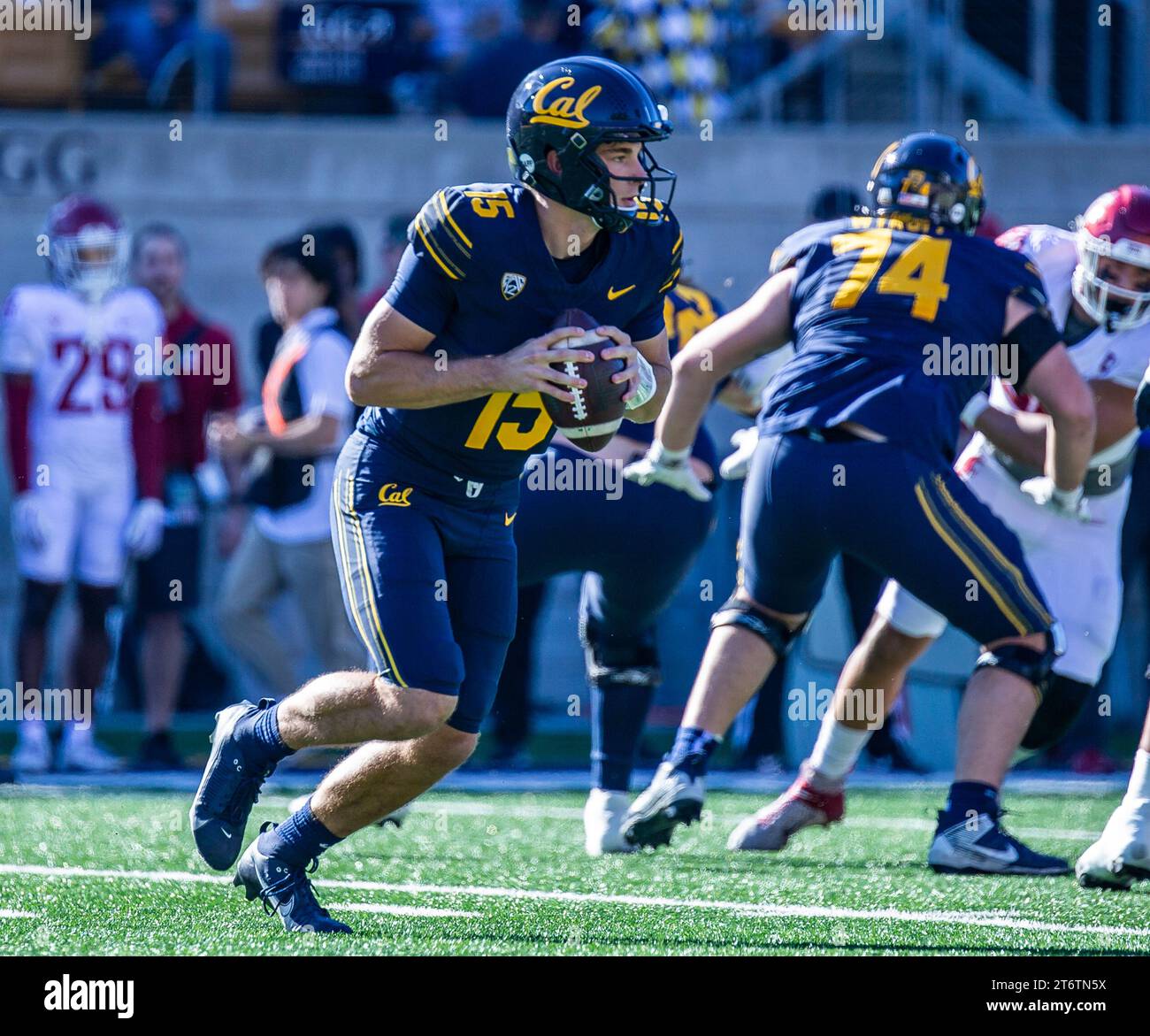 November 11, 2023 Berkeley, CA U.S.A. California quarterback Fernando ...