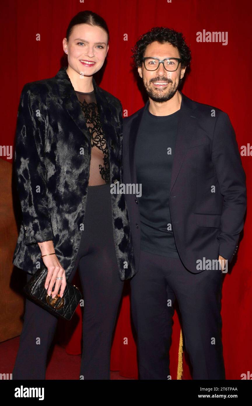 Lily Timm und Boris Entrup bei der Premiere der Dinnershow Poletto ...