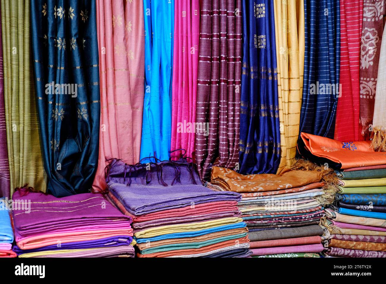 Indian saree boutique hi-res stock photography and images - Alamy