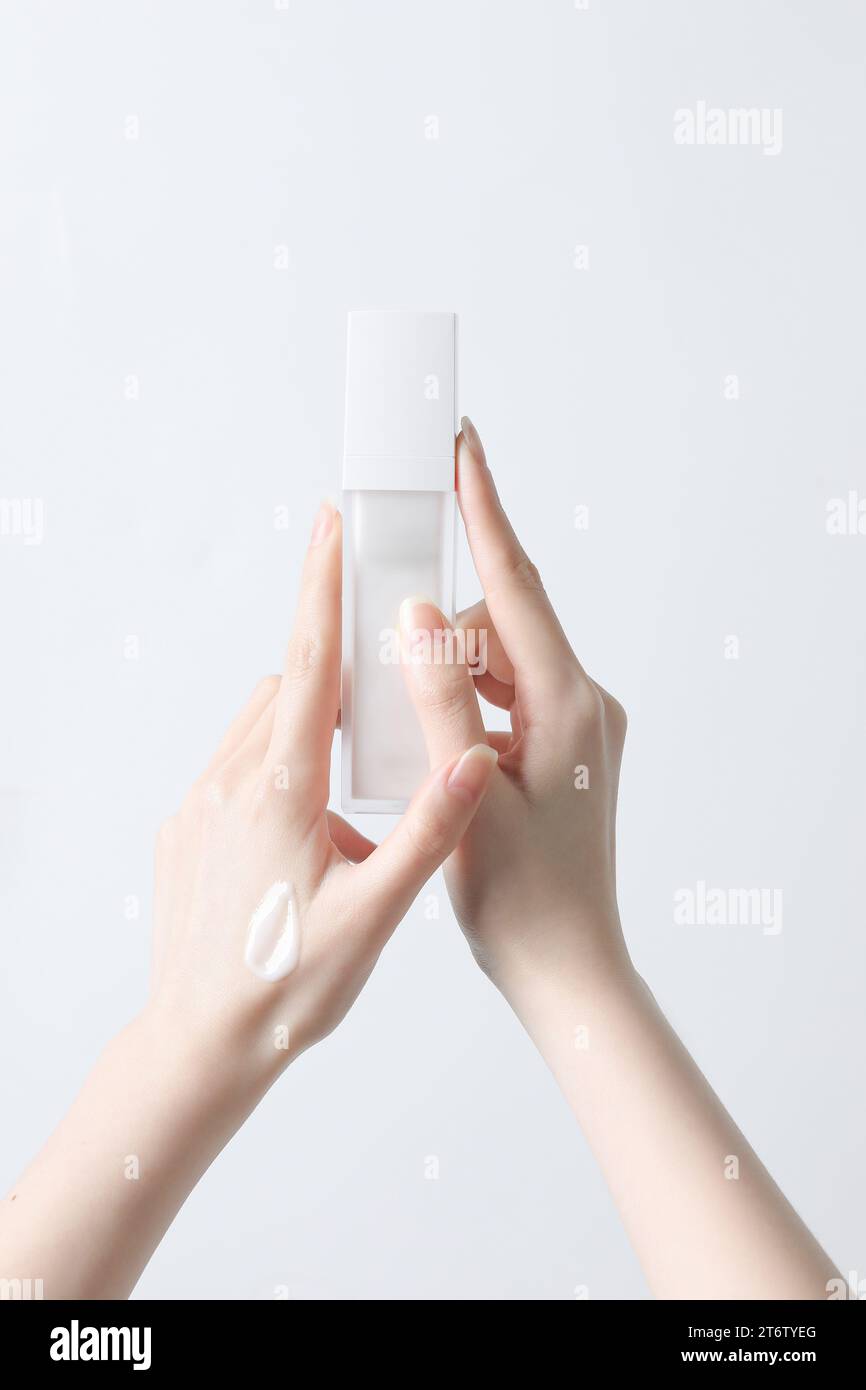 Beautiful Woman Hands Female Hands Applying Cream Stock Photo - Alamy