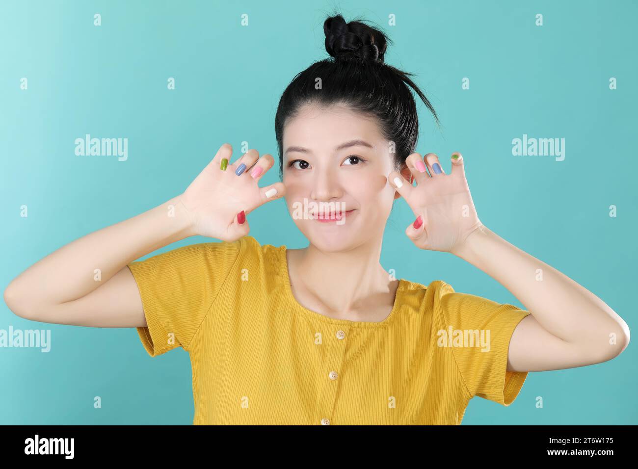 Asian women's faces are beautified with cosmetics, faces for ...