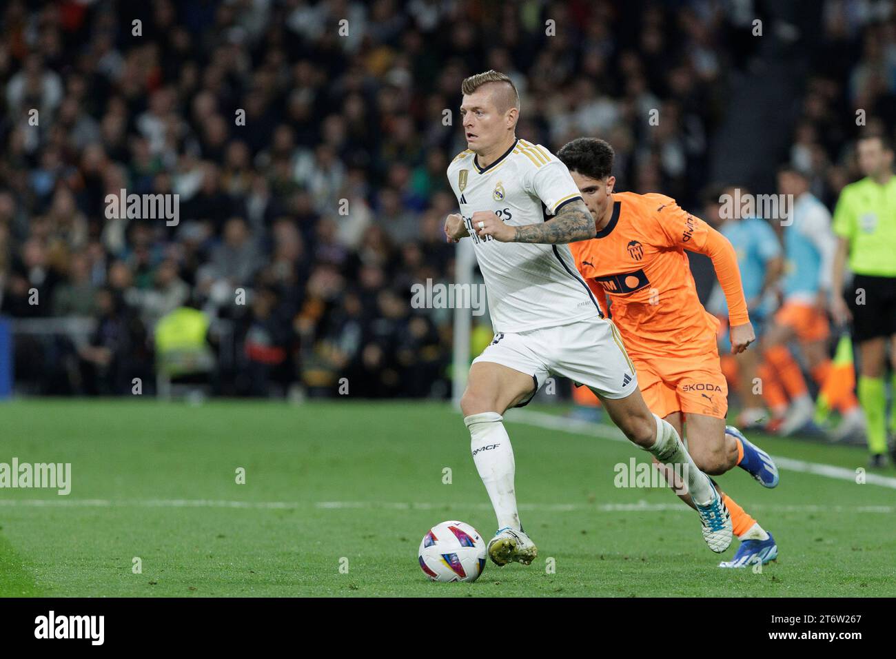 Toni Kroos of Real Madrid in action during the La Liga 2023/24 match ...
