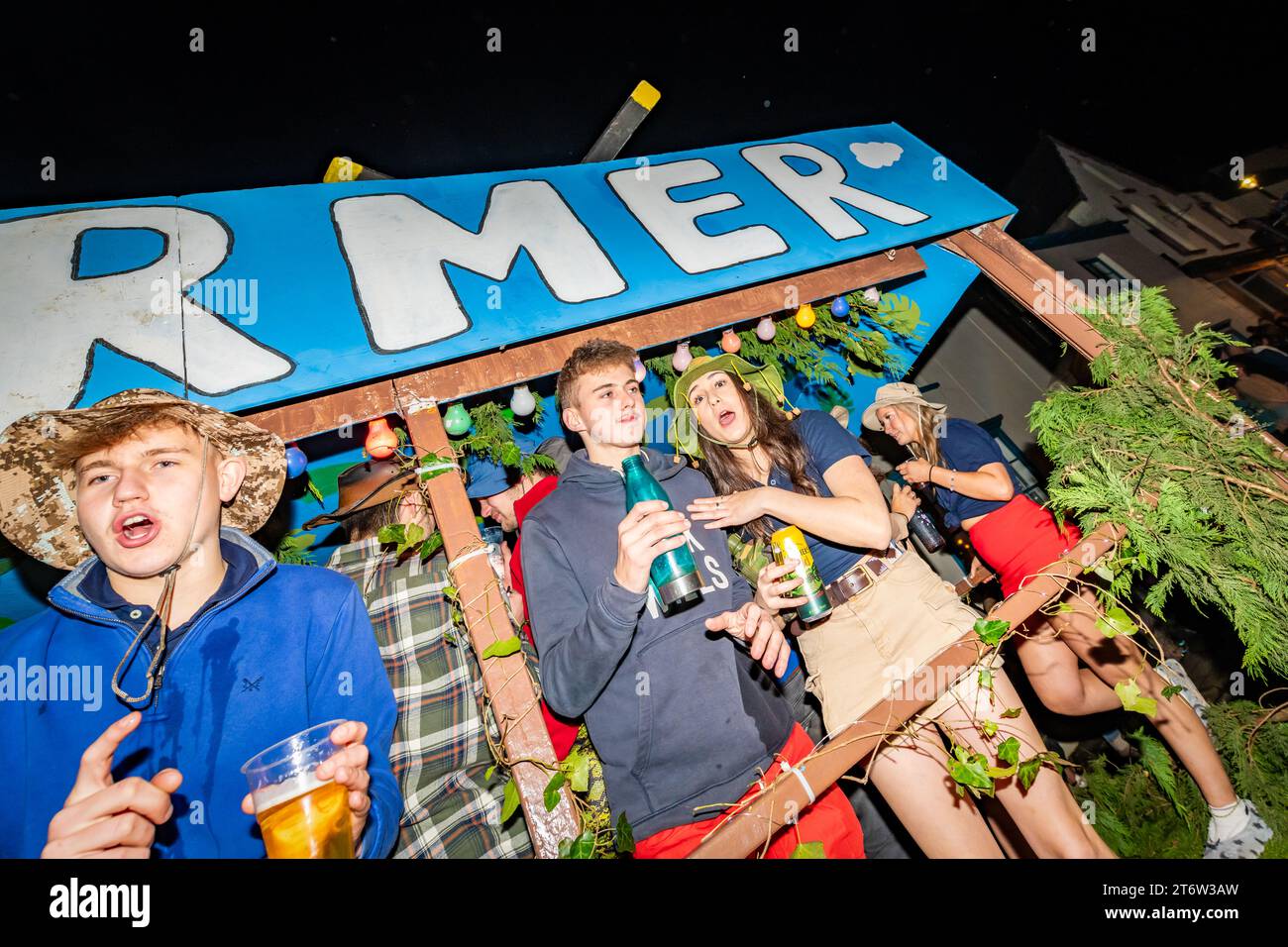 Hatherleigh, UK. 11 Novmeber 2023. Colourful parade floats in the ...