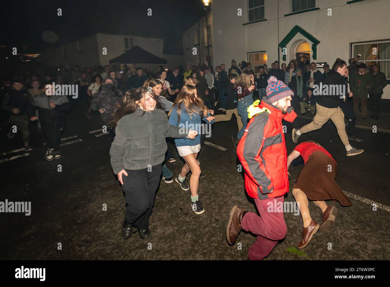 Hatherleigh, UK. 11 Novmeber 2023. High speed flaming barrel run ...
