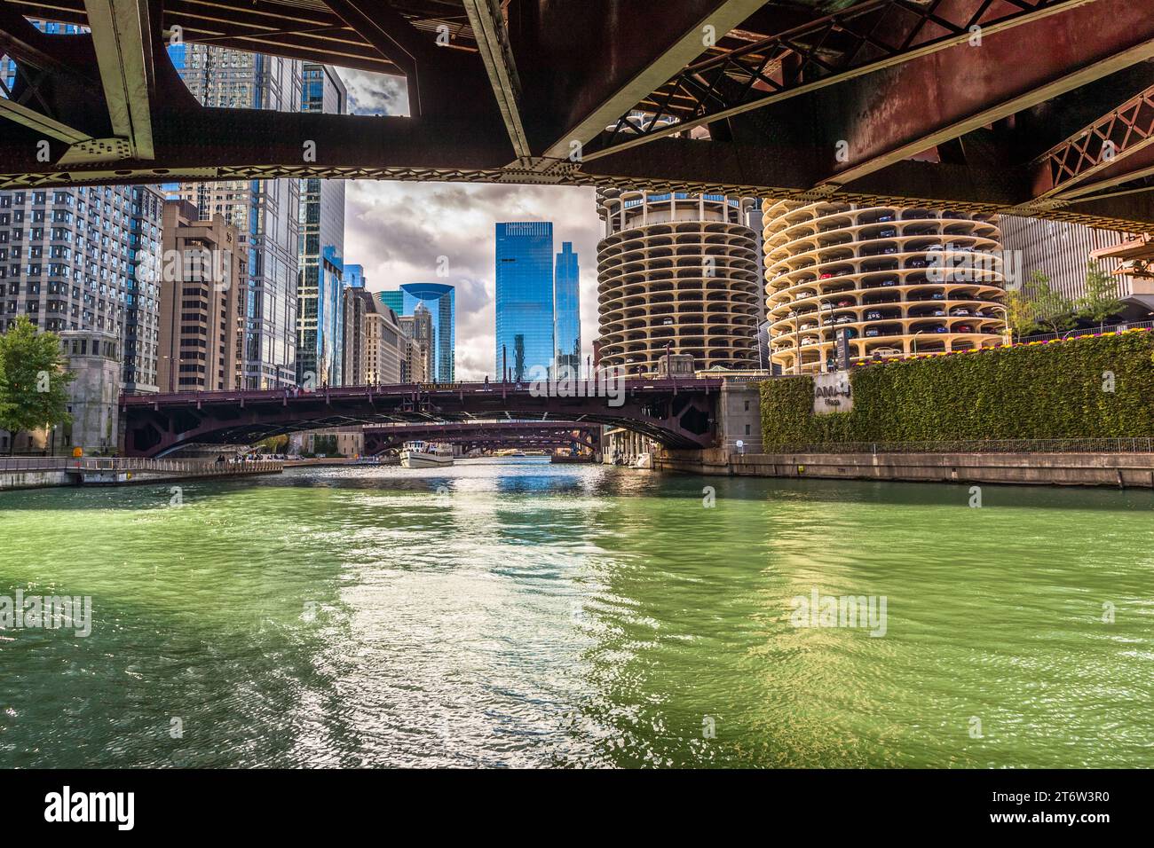 View under a bridge of the Chicago River to the river and to the right ...